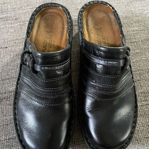 Naot | Shoes | Naot Leather Mule Clogs | Poshmark